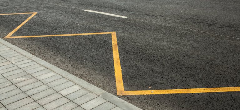 Líneas Amarillas en la Calzada: Significado | Emesa M-30